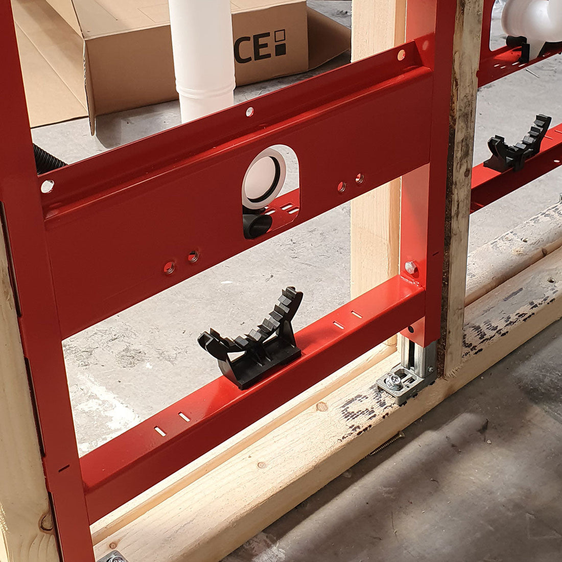 Tece Profil Wall-Hung Toilet Support Frame with Concealed Uni Cistern | Deluxe Bathrooms ...