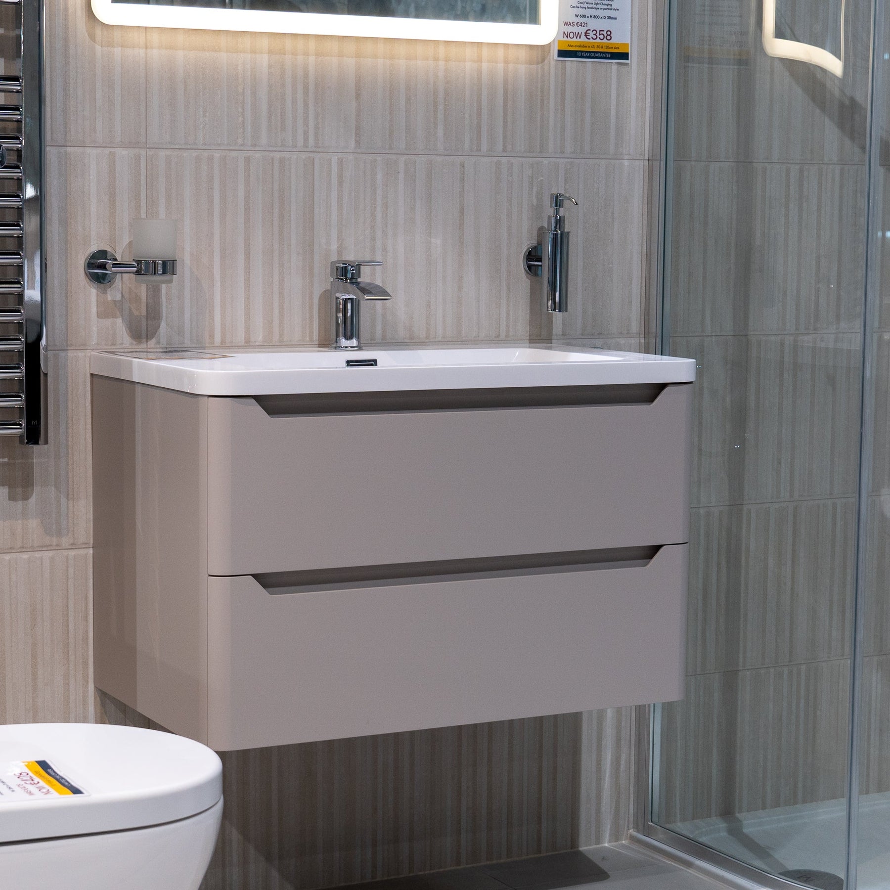 Granlusso Enzo Wall Mounted 2-Drawer Vanity Unit and Basin | Deluxe ...